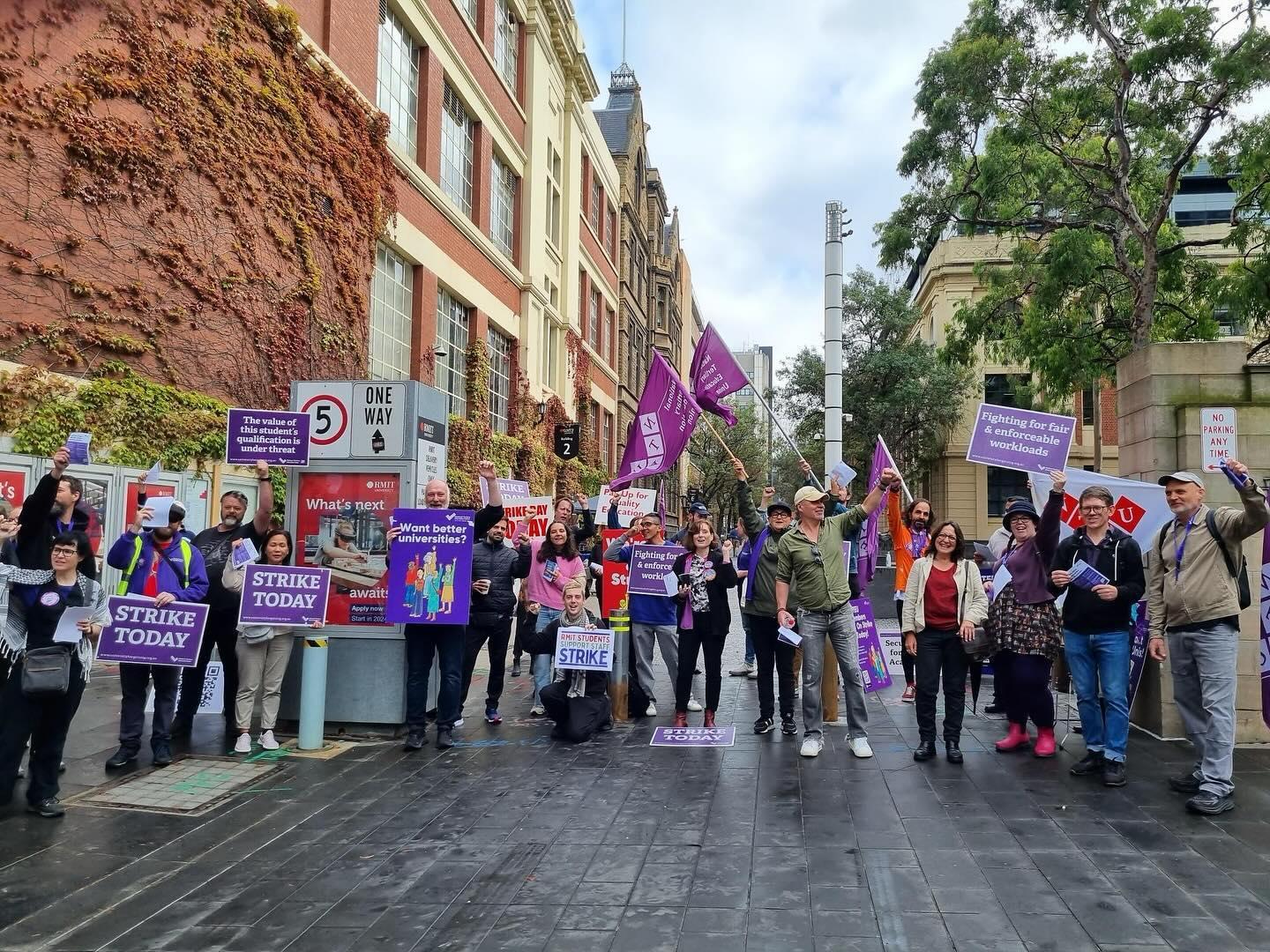 Historic RMIT staff strike | Red Flag